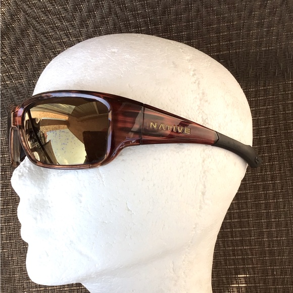 Native | Accessories | Native Bolder Brown Woodblack Wrap Sunglasses ...